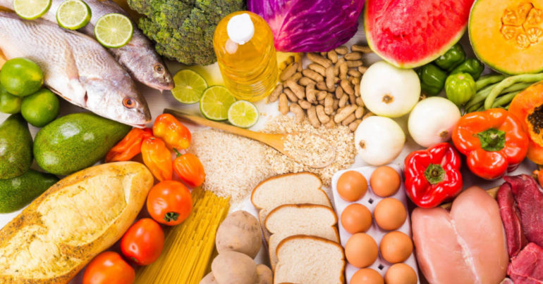 The 12 types of nutrients (characteristics and functions in the body ...