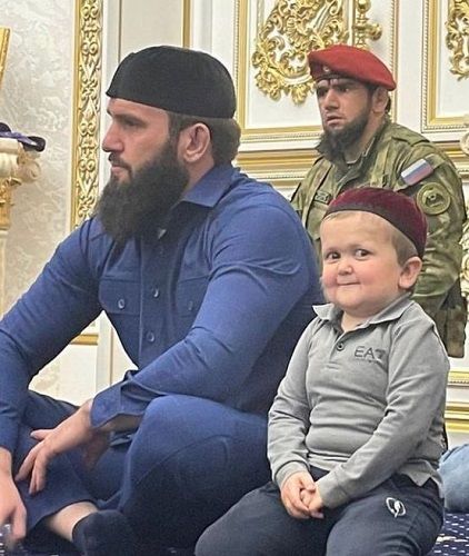 🥇Wiki Hasbulla, altura, peso, edad, biografía y más 【 2025 】| Enor Cerna