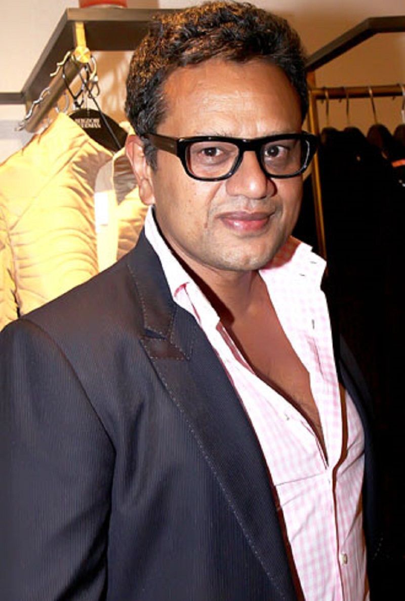 🥇Naeem Khan Wiki, edad, esposa, familia, biografía y más 【 2025 】| Enor ...